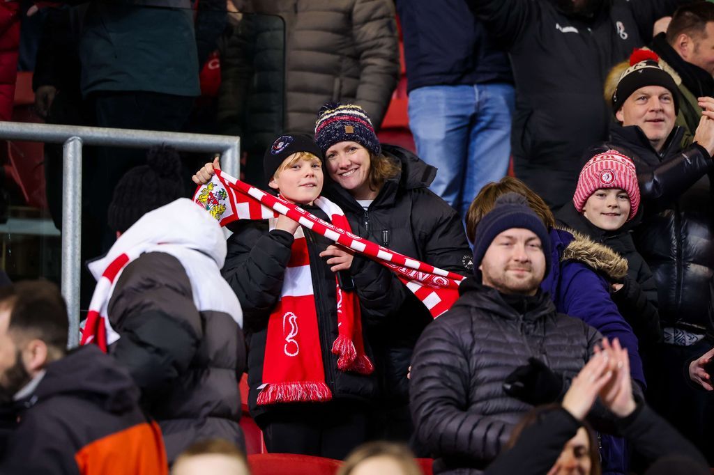 Fan Gallery: Bouncing into the Fourth Round - Bristol City FC