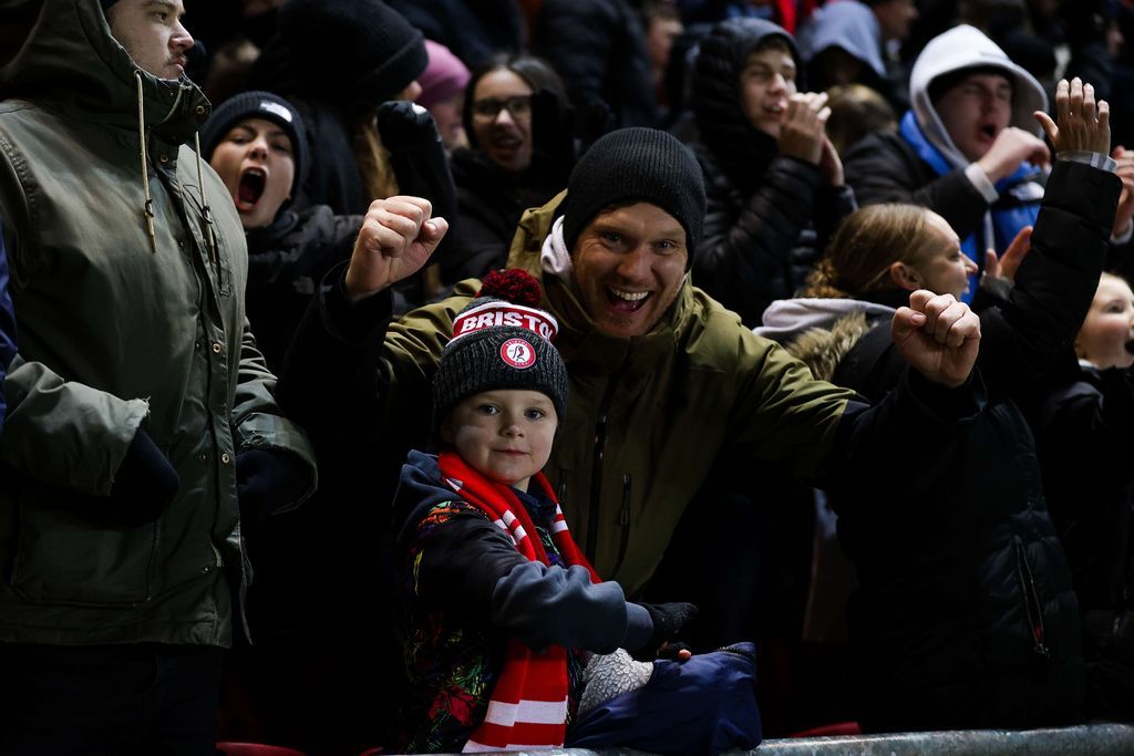 Fan Gallery: Bouncing into the Fourth Round - Bristol City FC