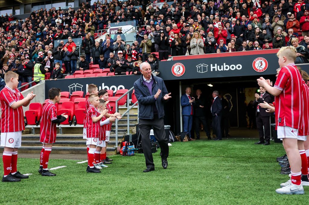 Gallery: Stars of '74 celebrated - Bristol City FC