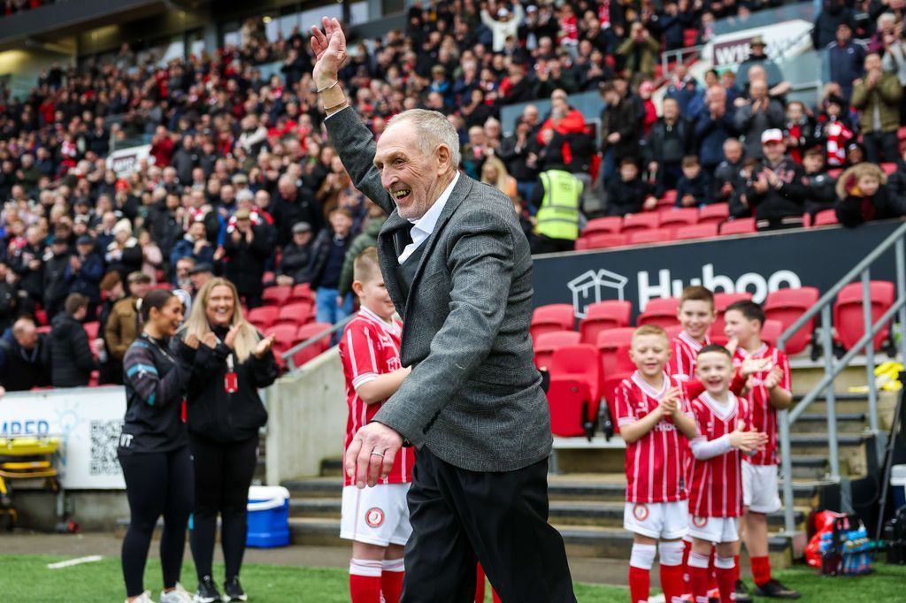 Gallery: Stars of '74 celebrated - Bristol City FC