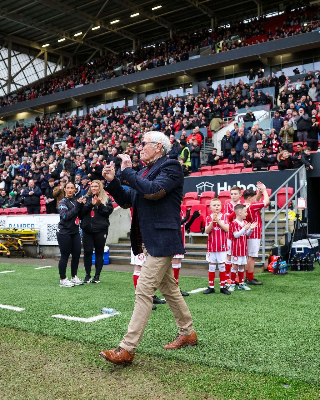 Gallery: Stars of '74 celebrated - Bristol City FC