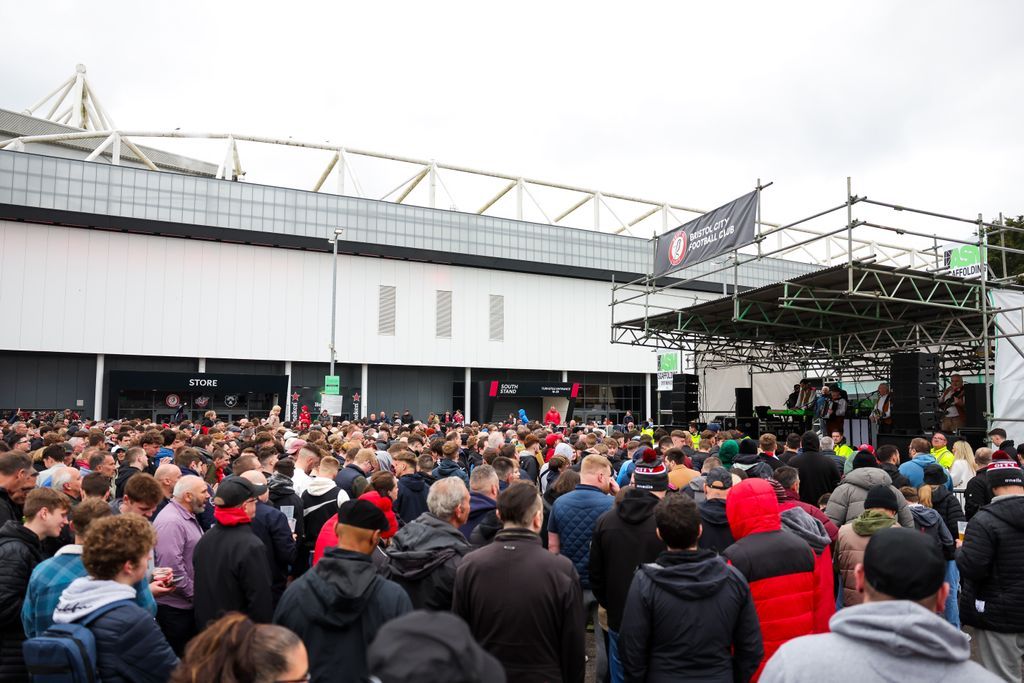 Gallery: The Wurzels at Ashton Gate! - Bristol City FC