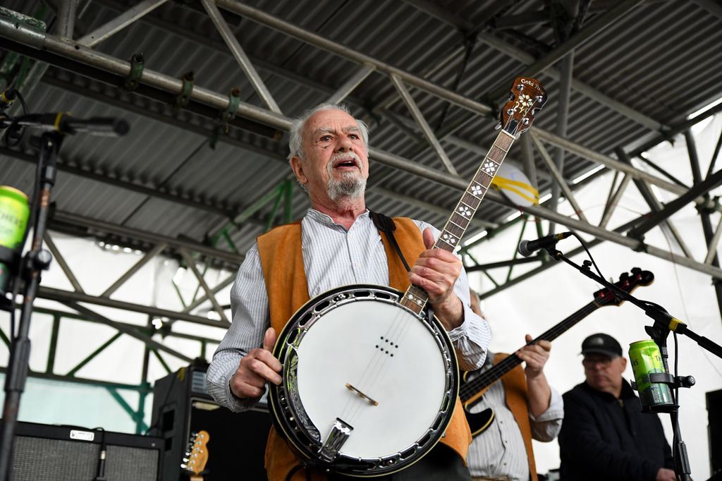 Gallery: The Wurzels at Ashton Gate! - Bristol City FC