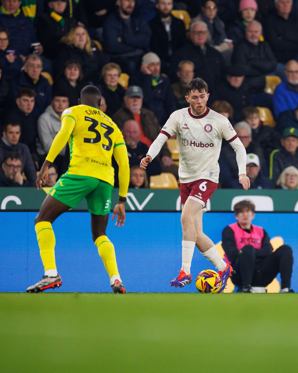 Match Gallery: Mehmeti & Wells score in Carrow Road win - Bristol City FC
