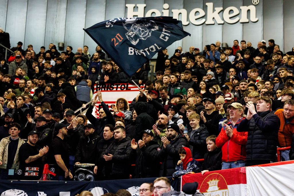 Fan Gallery: Friday night delight - Bristol City FC