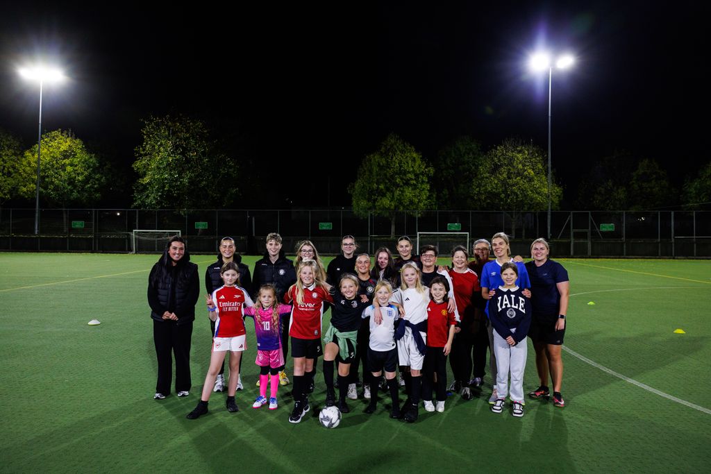 Powell and O'Leary visit Hartcliffe Women and Girls' session - Bristol ...
