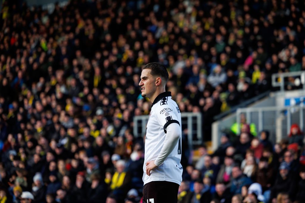 Match Gallery: Oxford United - Bristol City FC