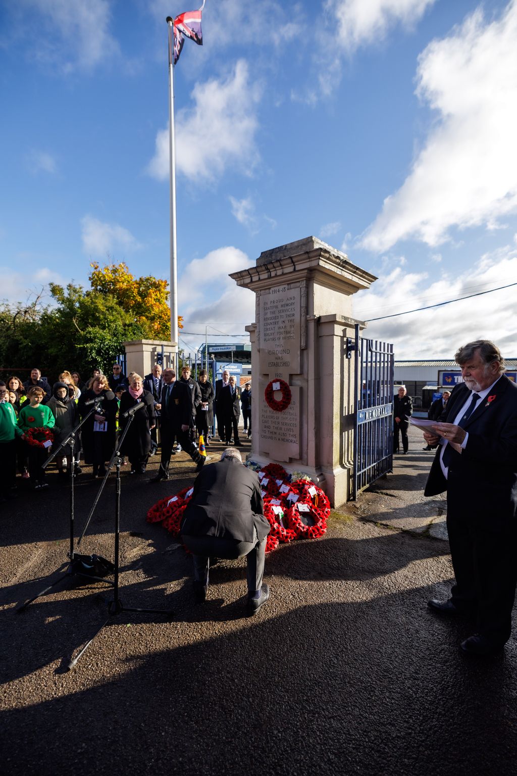 Gallery: Service of Remembrance at the Memorial Stadium - Bristol Bears ...